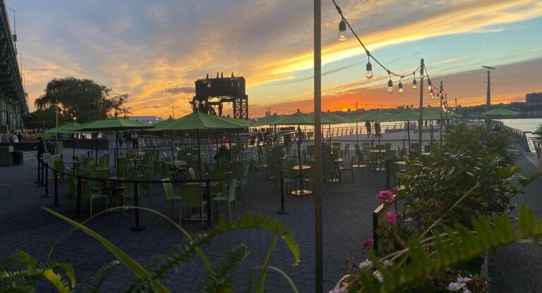 Pier i Cafe - Riverside Park Conservancy