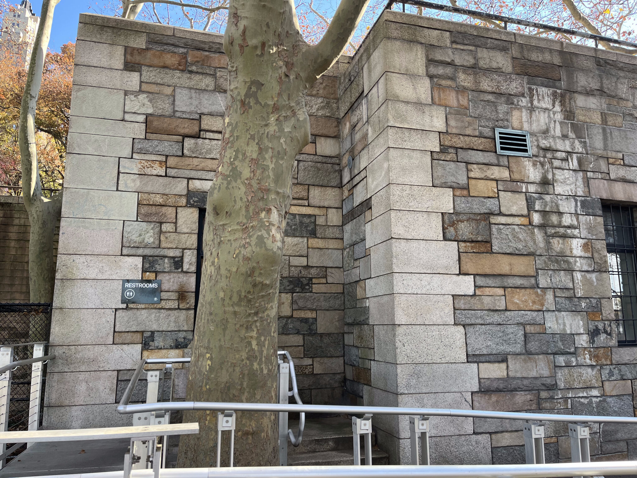 102nd Street Field House Restrooms - Riverside Park Conservancy