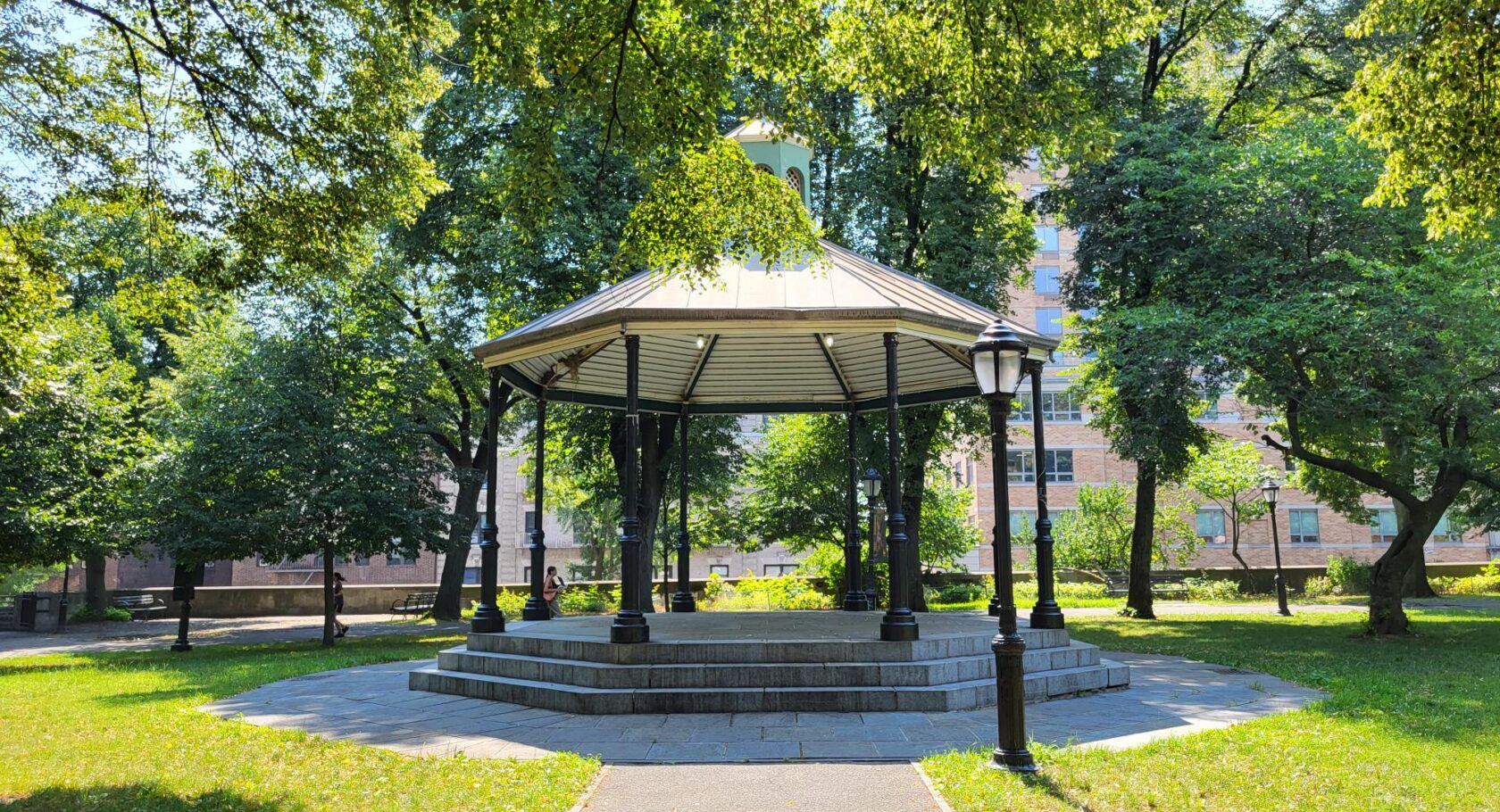 Sakura Park - Riverside Park Conservancy